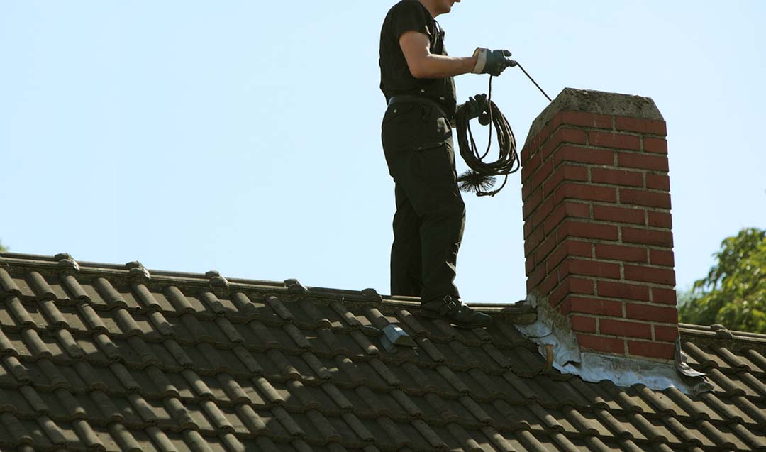 O Passo a Passo para Limpar Chaminé com Eficiência - Visite