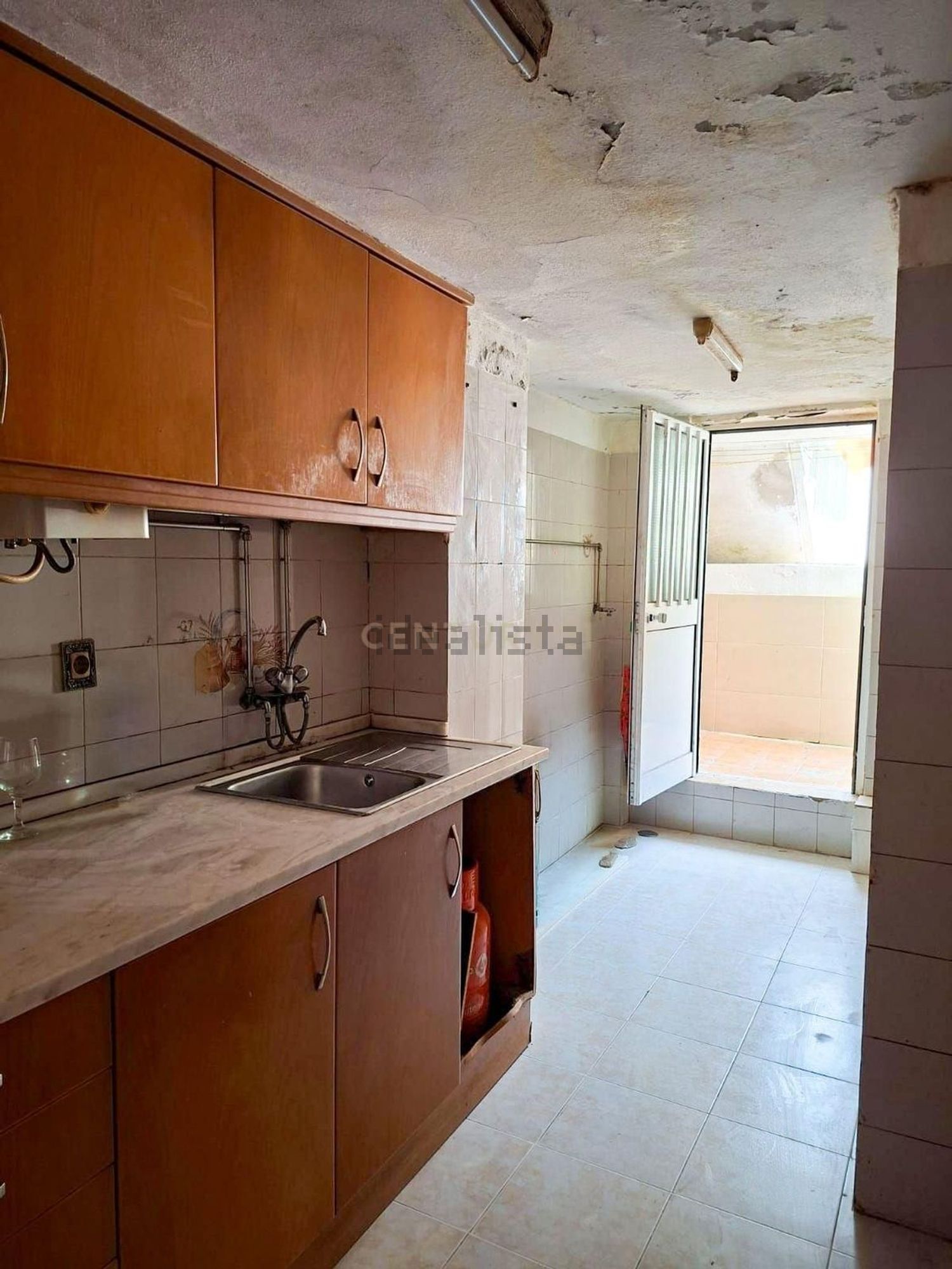Apartamento t2 à venda na Rua Coronel Ferreira Simas, 14 - Visite